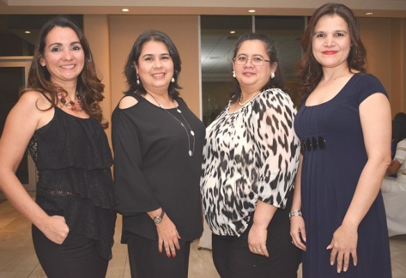 El staff de la Academia Americana se reúne para festejar - eldiario.hn