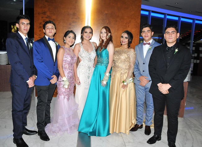 ¡Adiós a la High School! en la gala de la Academia Americana - eldiario.hn