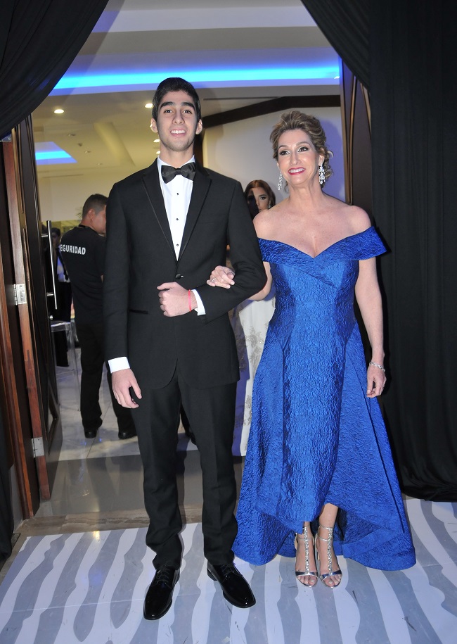 ¡En su gala: generación 2018 de la EIS deja huella de triunfo ...