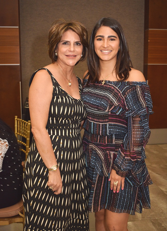 El COHEP honra méritos de don Napoleón Larach - eldiario.hn