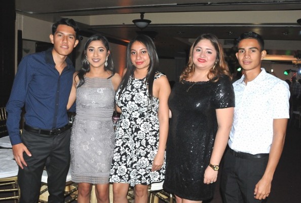 ¡Feliz Cumpleaños doña Blanca! - eldiario.hn