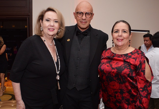 Cóctel de lanzamiento de línea de cosméticos Max Factor en Honduras ...