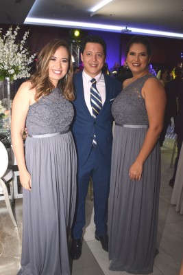 La boda de Jesús y Paola… ¡minimalista y divertida! - eldiario.hn