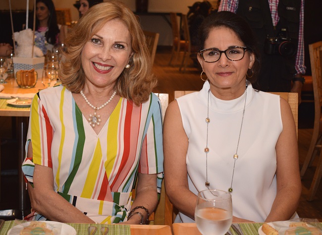 La belleza maternal de Andrea de Monterroso en su baby shower - eldiario.hn