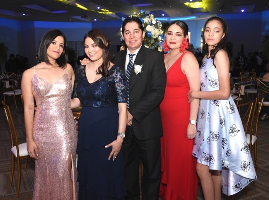 La boda de Lorraine y Carlos…una velada de esencia canadiense ¡Eh ...