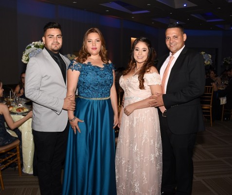 La boda de Claudia y Dennis…el relato de un amor de principio a fin ...