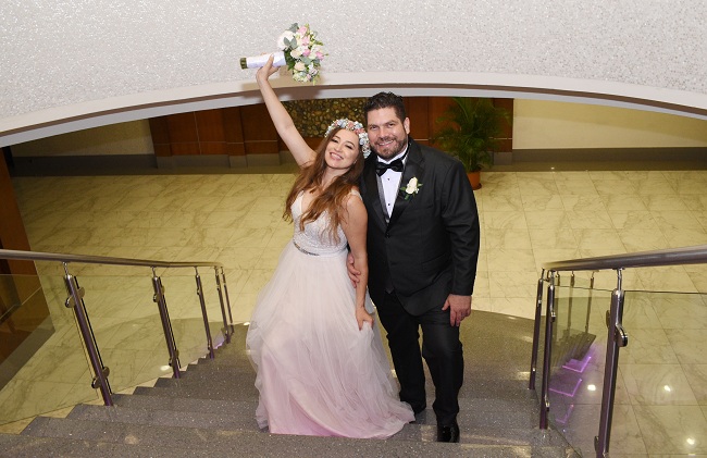 Ruby y Felipe en su boda de inspiración vintage moderna - eldiario.hn