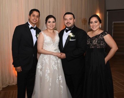 Marlon y María Alexandra: un amor real ¡hecho a la medida! - eldiario.hn