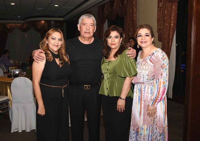 Los mejores recuerdos en la cena navideña de la AHM - eldiario.hn