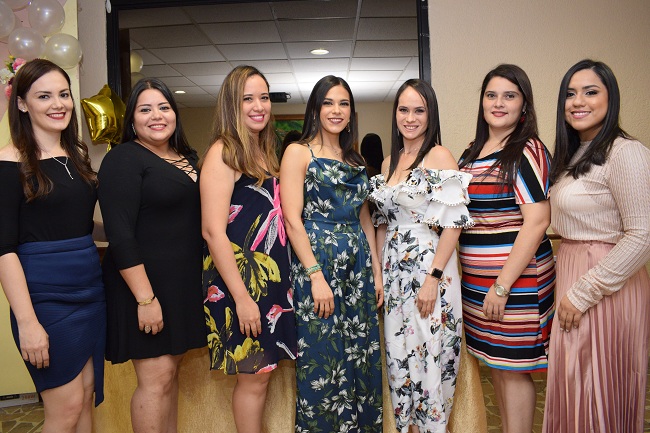 Celebrando el bridal shower de Osiris - eldiario.hn