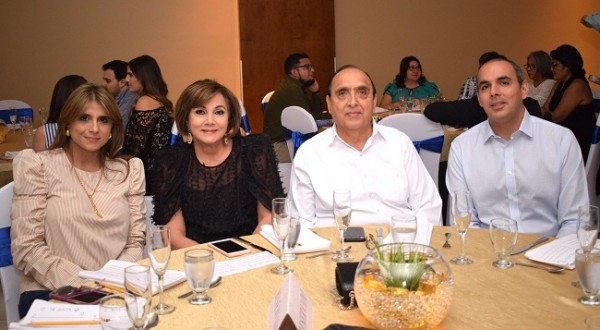 Al ritmo de batucada celebran el natalicio del Dr. Fuad Handal ...