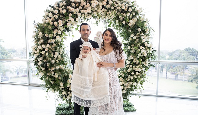 Hermosos detalles en el bautizo de Ivanna María Handal - eldiario.hn