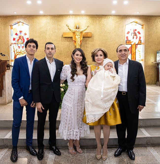 Hermosos detalles en el bautizo de Ivanna María Handal - eldiario.hn