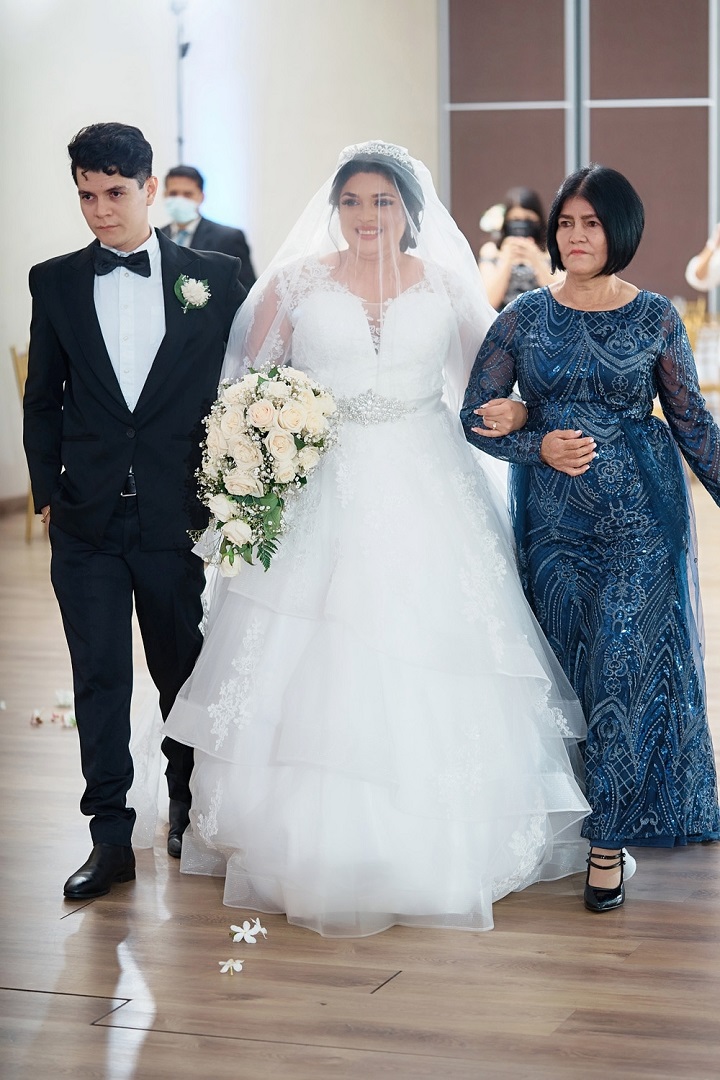 Samaris y Jorge Alberto se juran amor eterno en una ceremonia hebrea ...