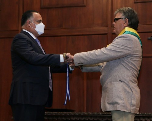 Juramento y traspaso de mando: Rolando Contreras asume como alcalde de ...