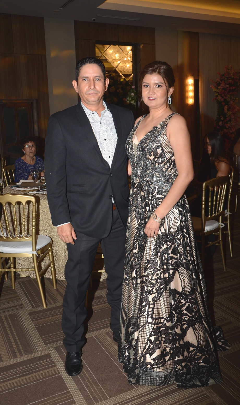 La romántica boda de Héctor Solís y Aimee Hernández - eldiario.hn