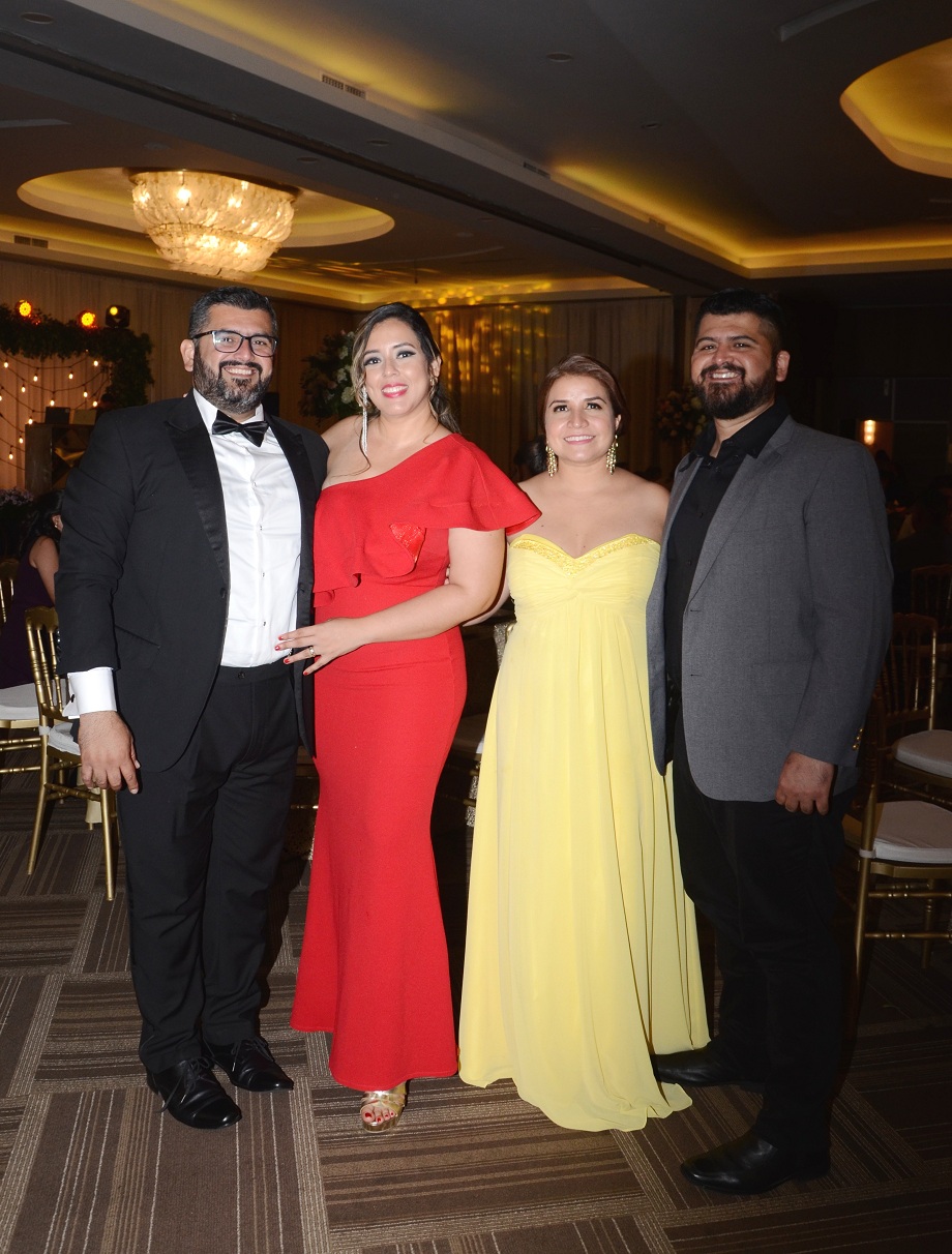 La romántica boda de Héctor Solís y Aimee Hernández | eldiario.hn