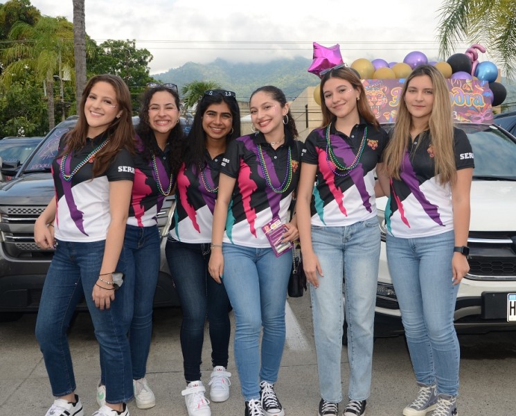 La SERAN School y su vibrante Seniors Entrance 2023 - eldiario.hn