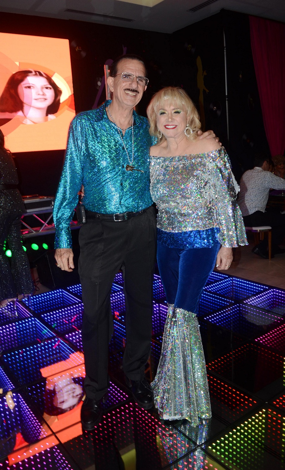 Una Disco Party celebrando el cumpleaños de Jackie Babún - eldiario.hn