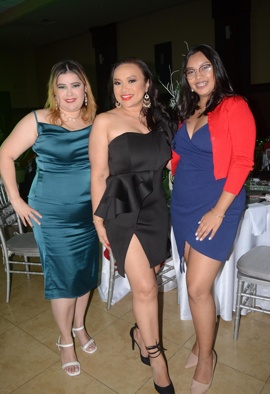 Banco Atlántida ofrece alegre velada decembrina a sus colaboradores ...