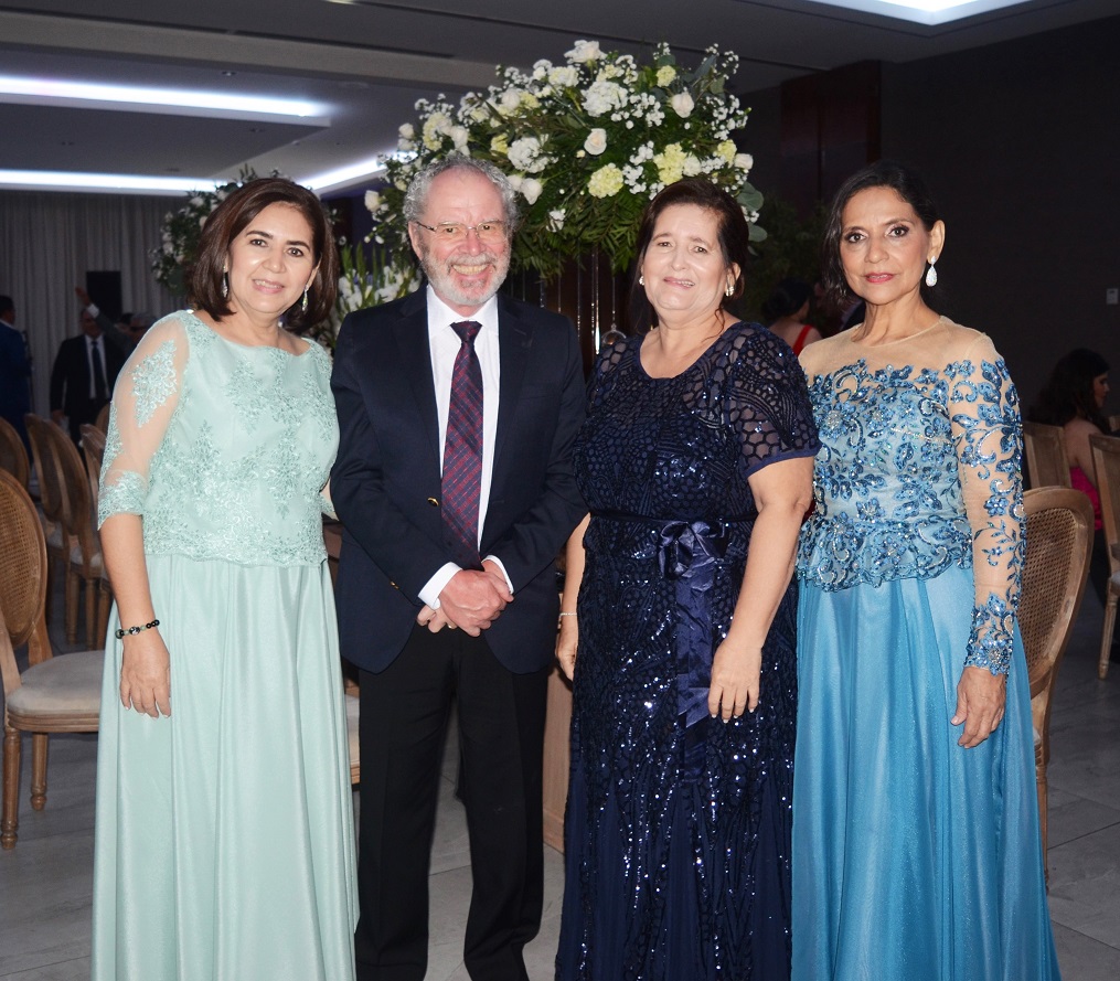 Plenos de amor y felicidad contraen nupcias Faris Bandy y Alejandra ...