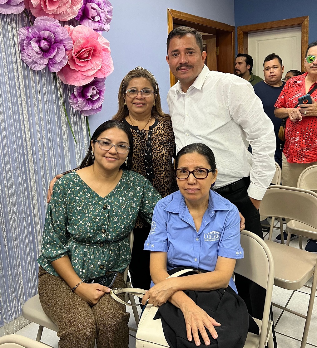 Con misa de Acción de Gracias festejan 22 aniversario de Supermercados ...