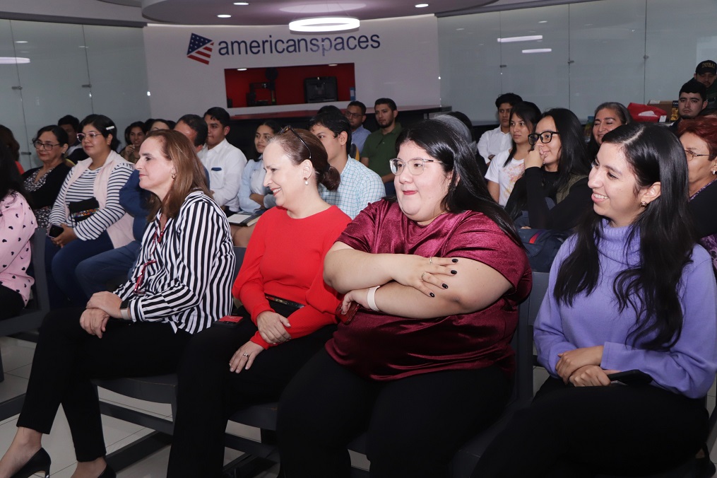 Waldina Bográn y José H. Bográn cierran el 2023 presentando sus libros ...