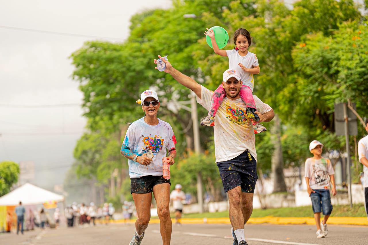 Color Run 2026: Cientos de familias sampedranas llenan de color y ...